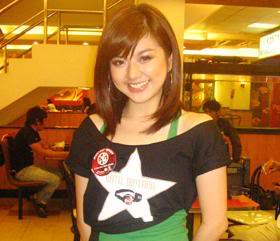 Franda, Presenter Cantik Total FootBall | Informasi Gila