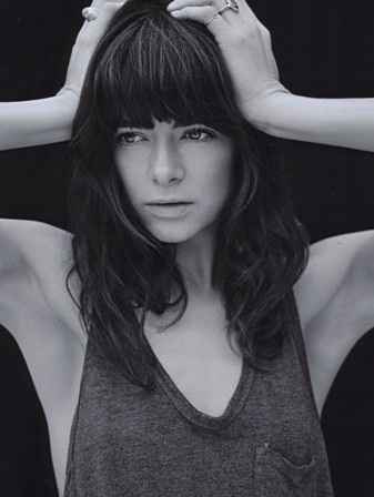 Blink-Models - Black: REBECCA R