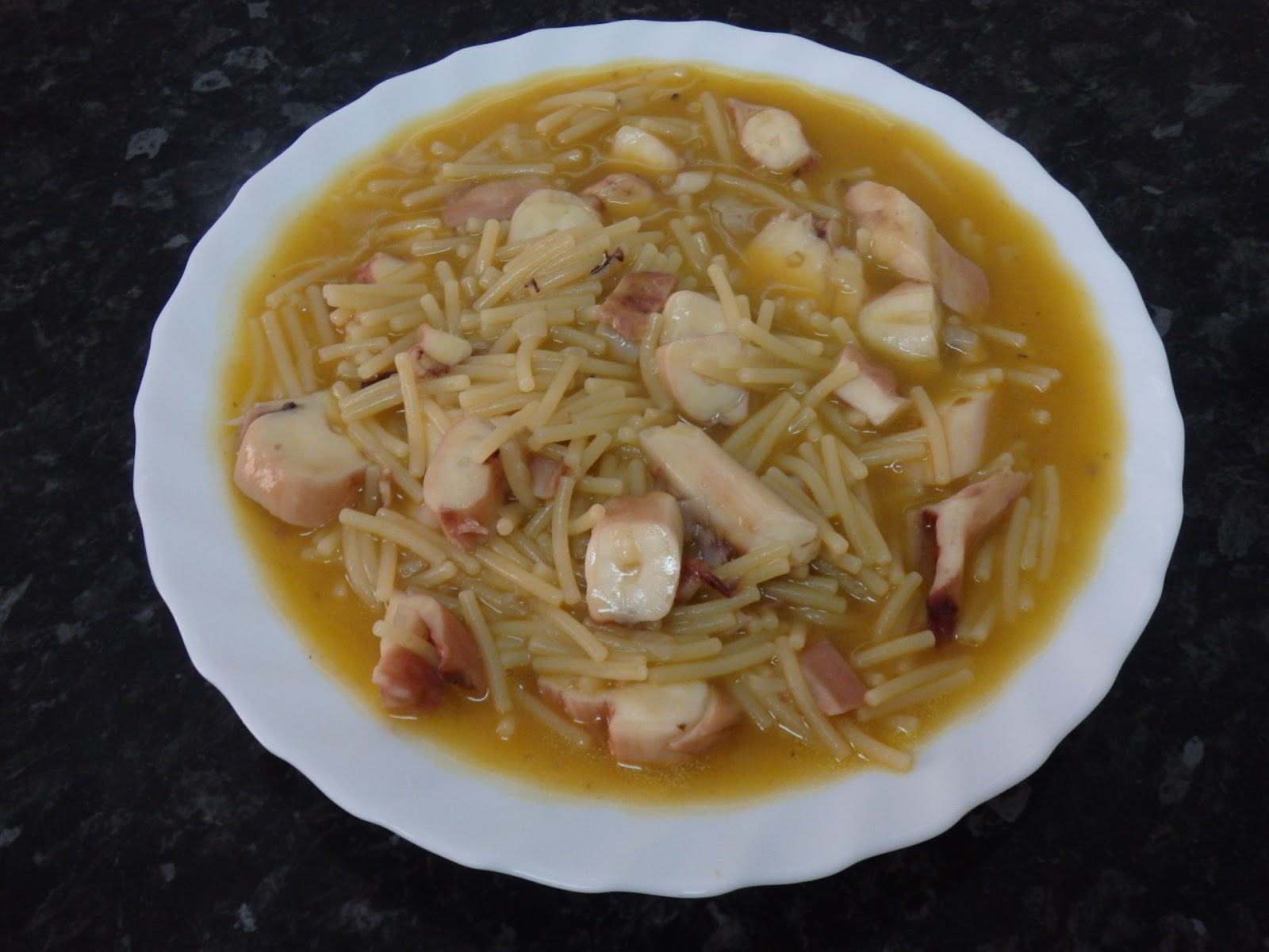 OSUKAA IS COOKING: SOPA DE FIDEOS Y PULPO CON CALDO NATURAL ANETO DE ...