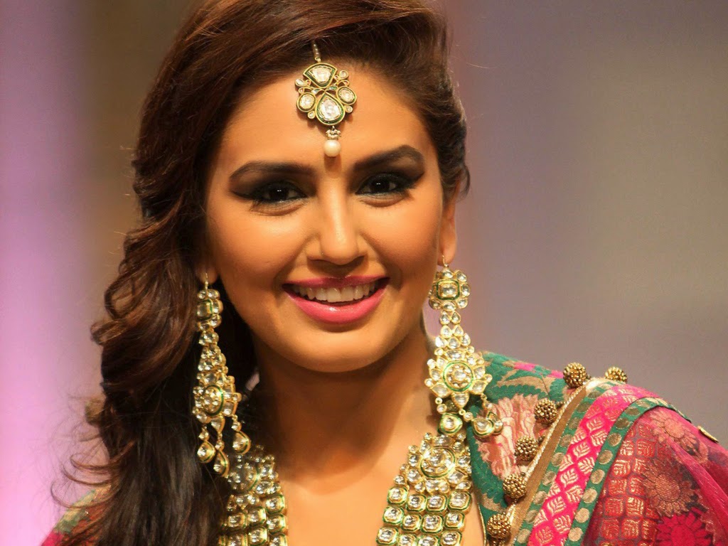 Huma Qureshi Profile, Movies and Wallpapers - Daily Dunya