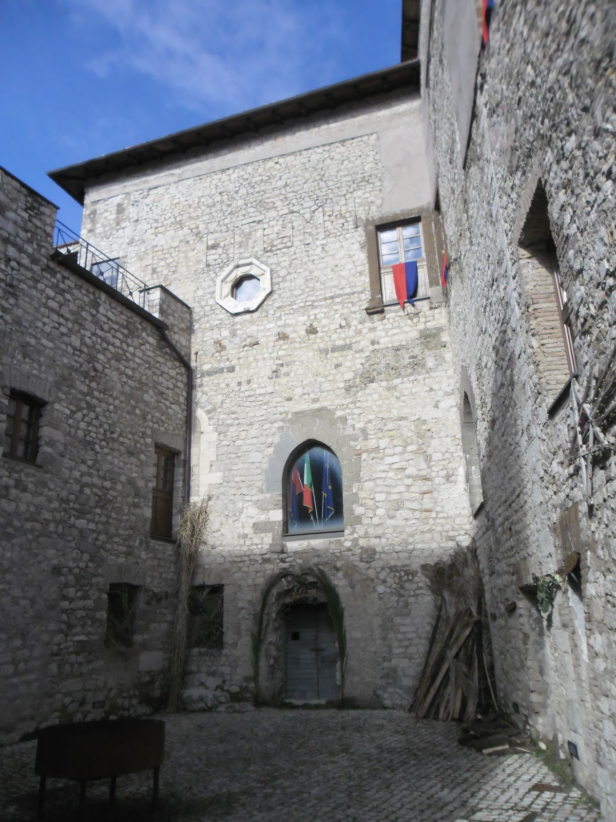 Raccontare la natura e l'arte: Castello di Ceccano