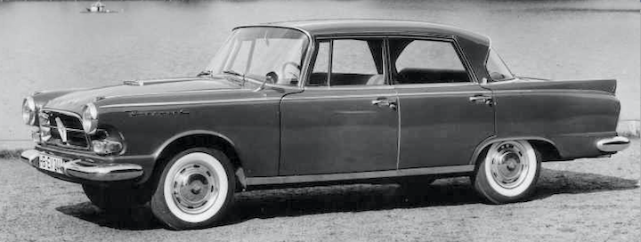 Car Style Critic: Borgward's Large P100 Sedan