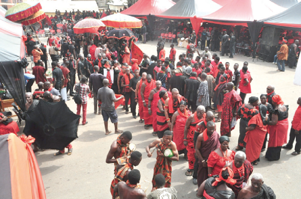 Akropong goes red to mourn Okuapehene