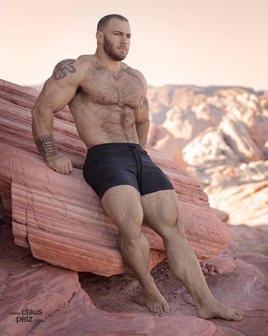 Muscle Lover: Caleb Blanchard