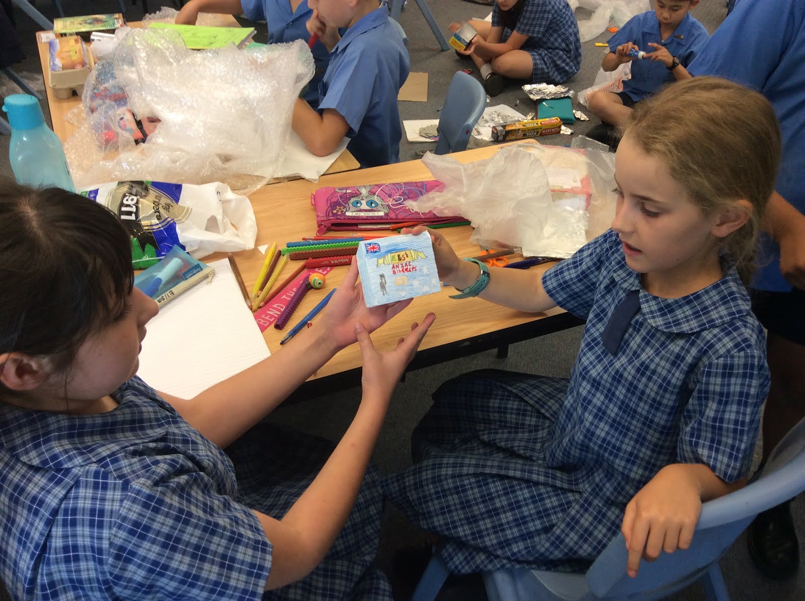 Famous Fours: Photos