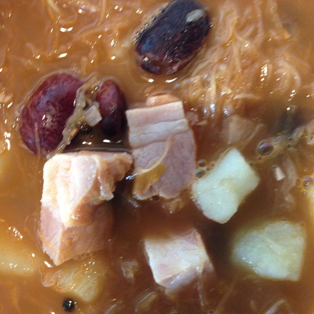 HOMEMADE SLOVENIAN FOOD : JOTA