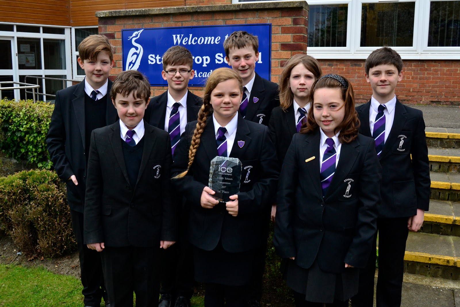 Teesdale Mercury: Young Staindrop scientists keep it simple to win £500