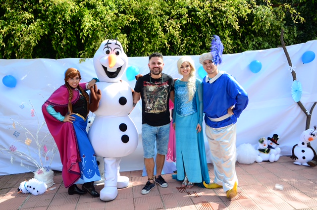 ESTOS LOCOS BAJITOS: FIESTA FROZEN