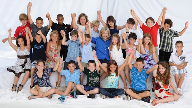 Black Cat: 69 children born to one woman!