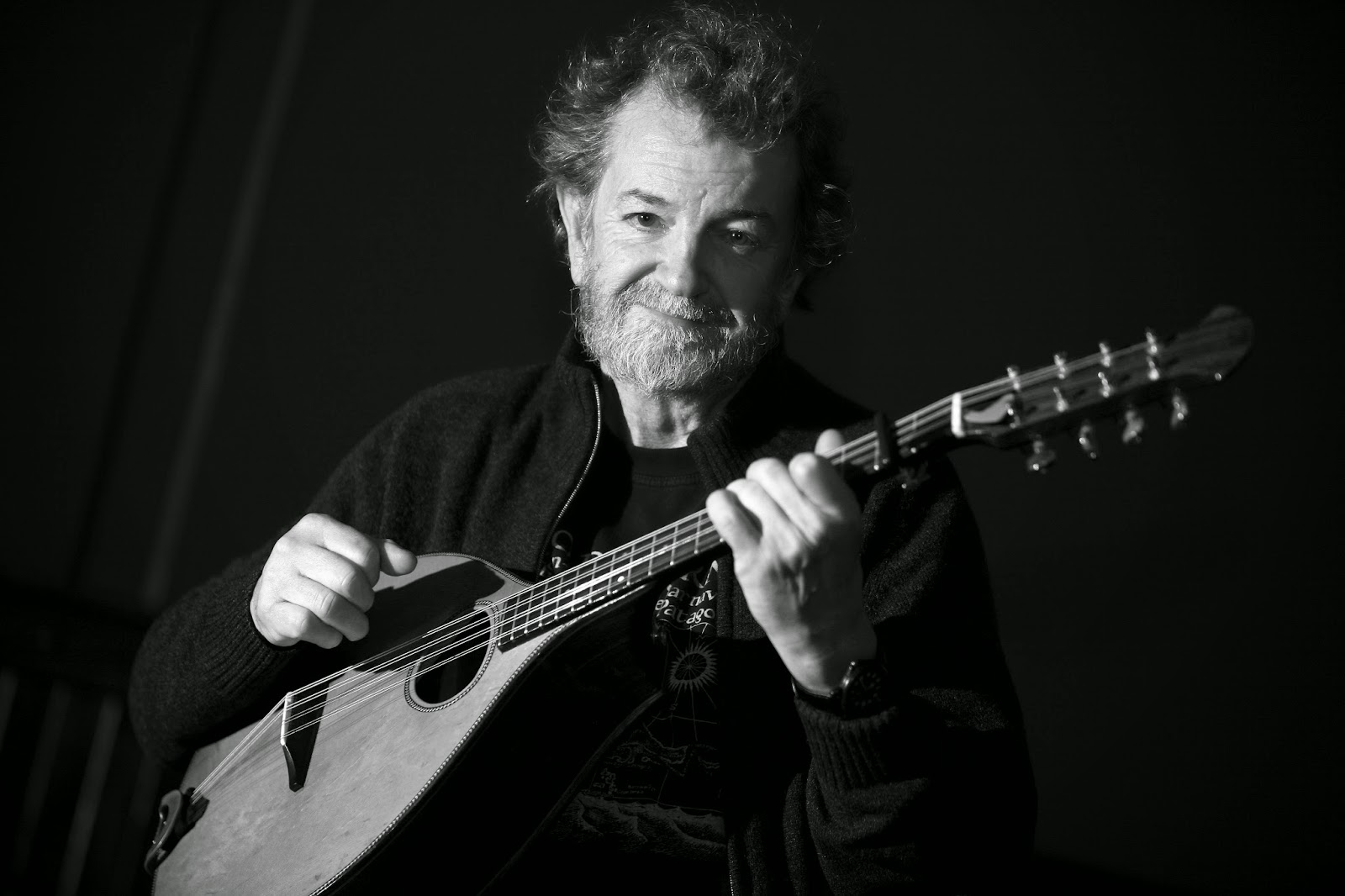 Folk All: ANDY IRVINE