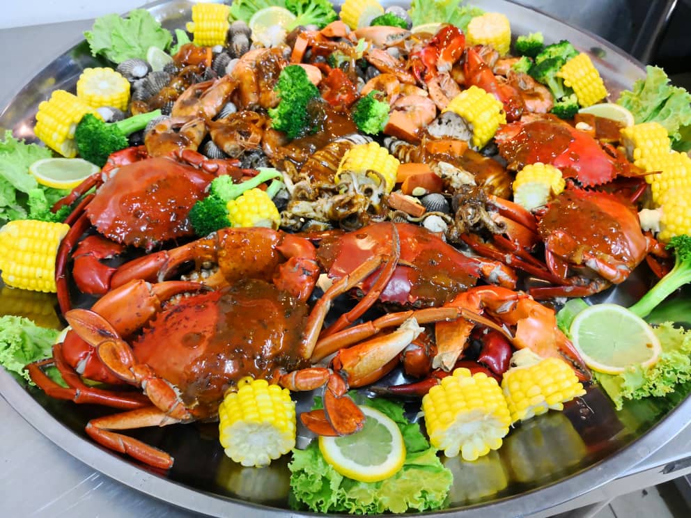 Penggolek Jalanan: SHELLOUT TERBAIK DI BRUNEI ; Hanya $39.90 sahaja ...