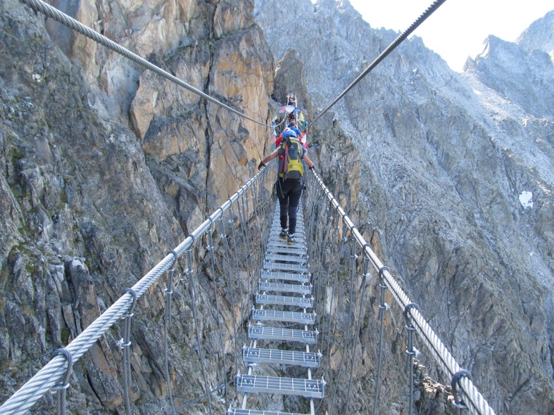 Escursionismo a 360°: Il Sentiero dei Fiori e Cima Payer (EEA)