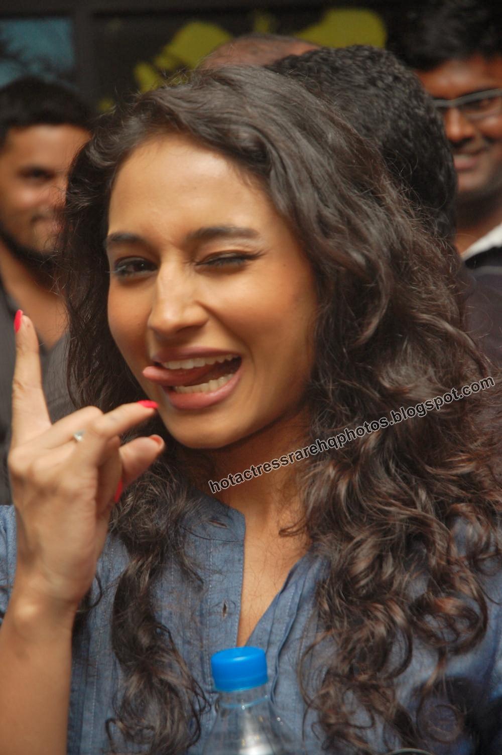 Hot Indian Actress Rare HQ Photos: 2013