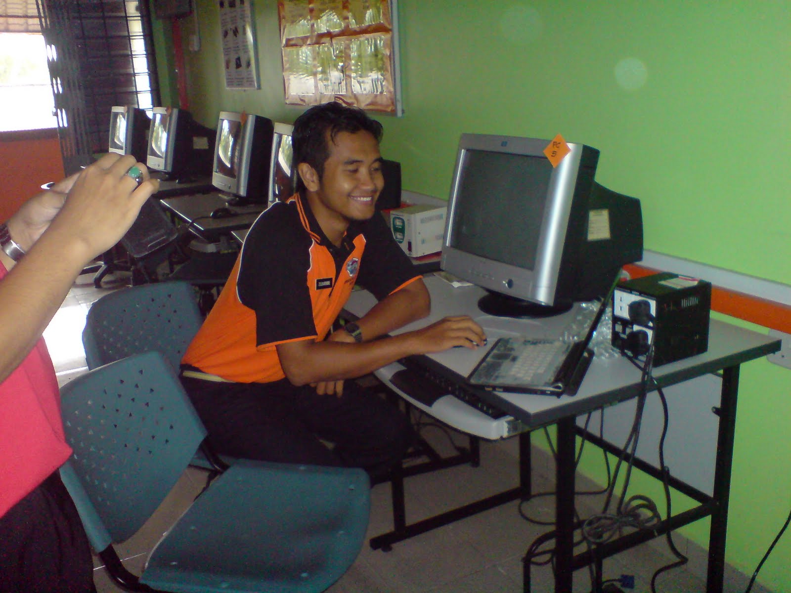 PUSAT AKSES SK TEDONG
