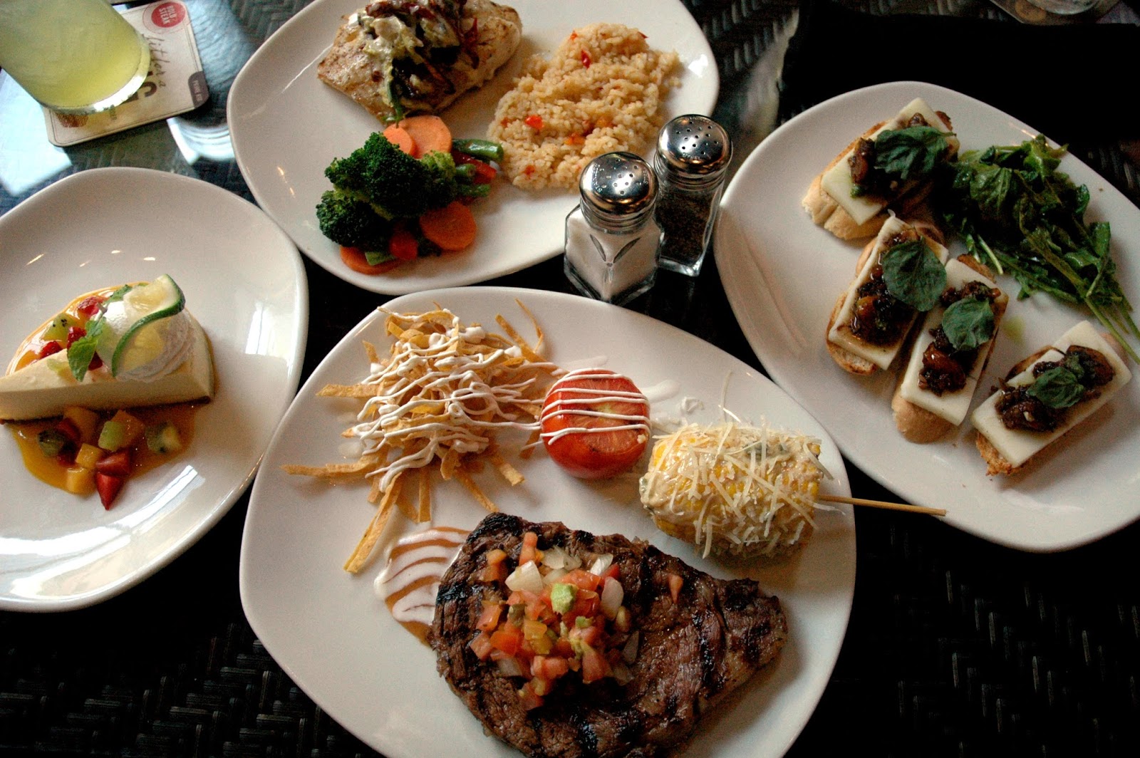 DUDE FOR FOOD: Ready for The Great Aussie Eats at Outback...