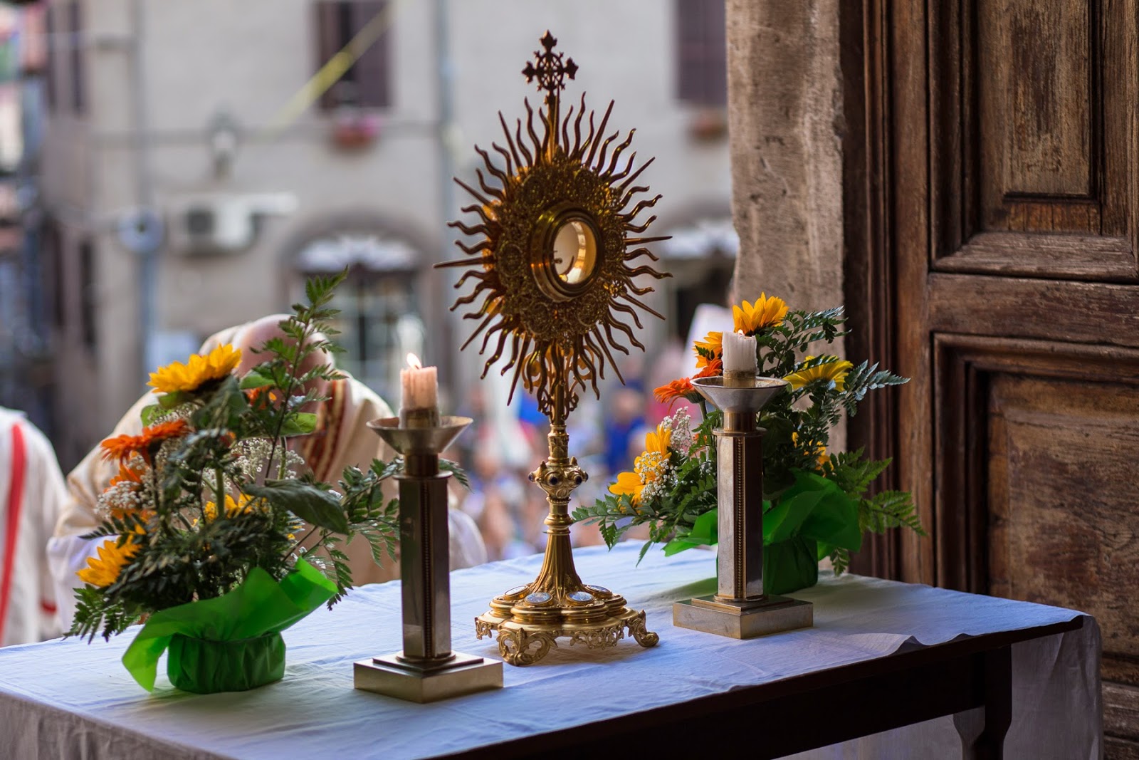 La Baionetta: Lettera dal fronte: L’infiorata segno dell’oblazione ...