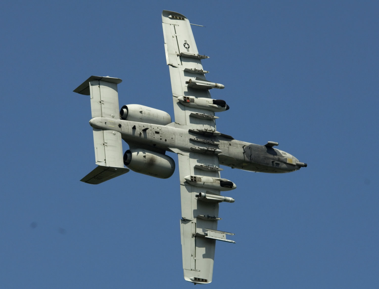 Global War Birds: A-10 Thunderbolt II