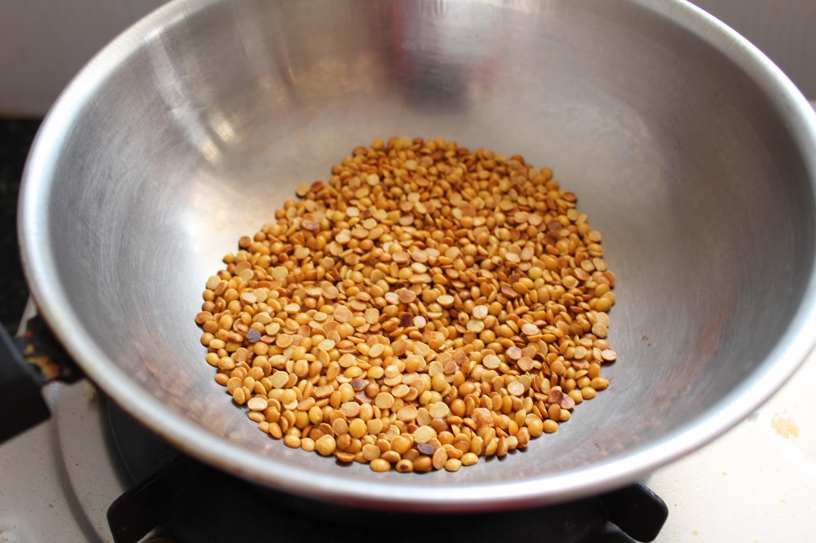 ANDHRA DAL POWDER / PARUPU PODI.