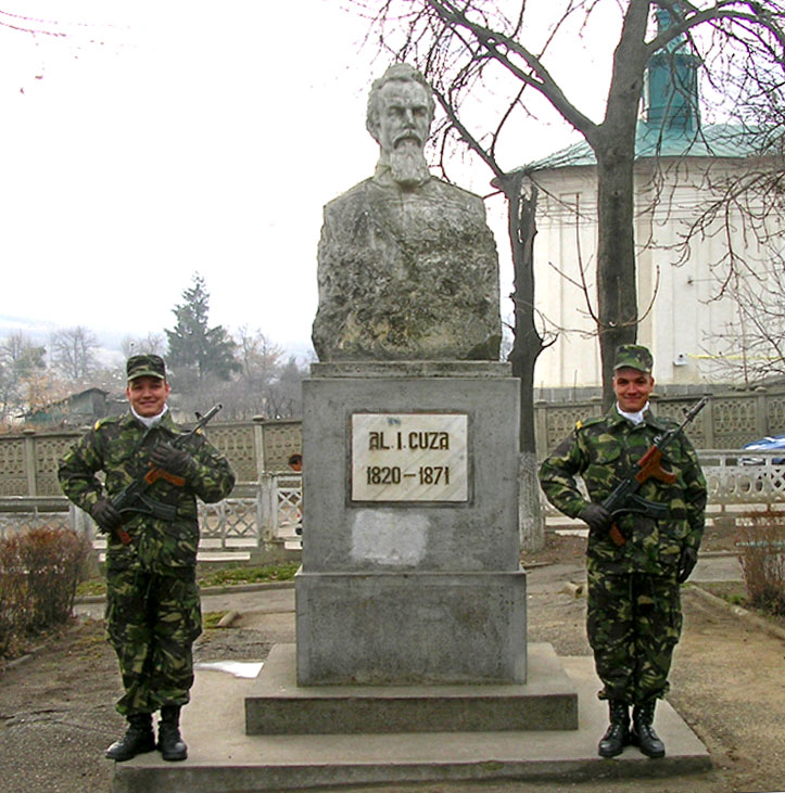 Corespondența dintre Nicolae Iorga și autoritățile hușene cu privire la ...