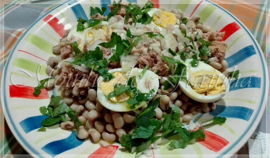 Moinho De Farinha: Salada de feijão frade com atum e ovo cozido