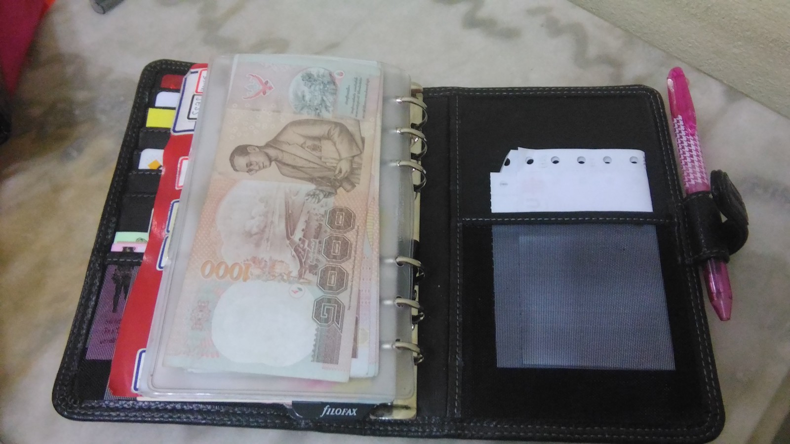 Philofaxy: Guest Post - Filofax Ranger as a Travel Filofax - Amanda
