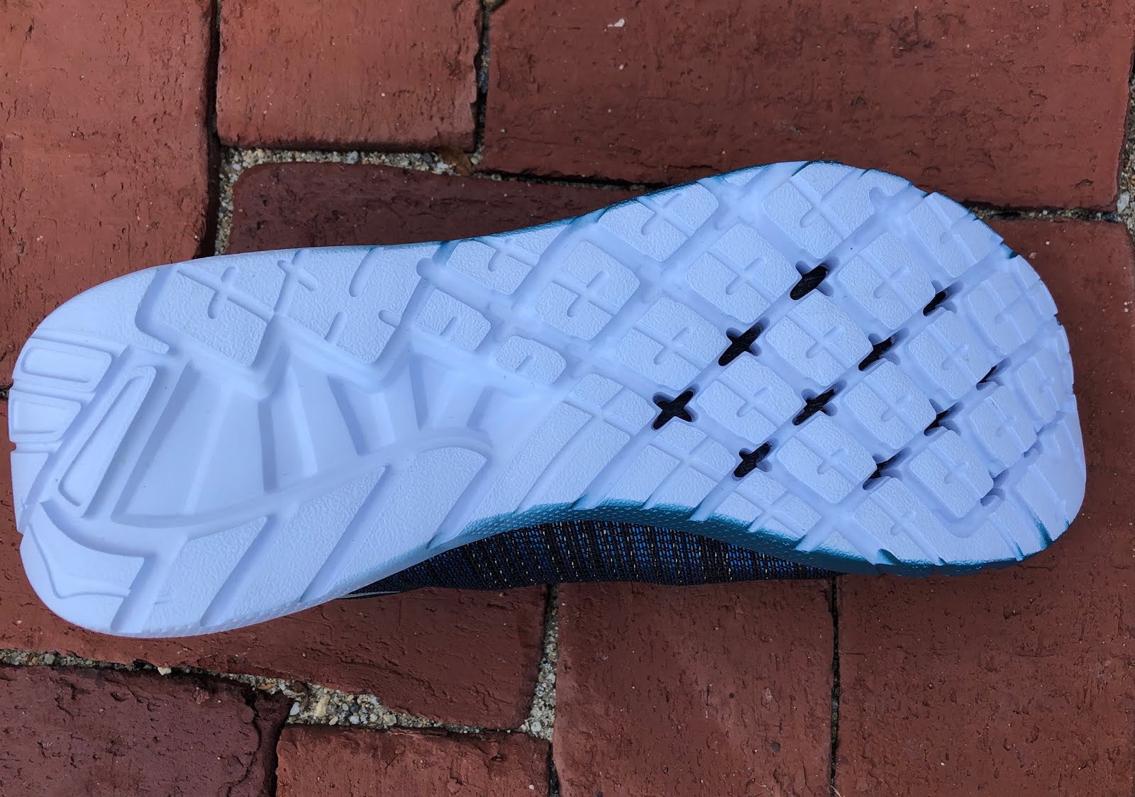 Road Trail Run: Hoka One One EVO Rehi Review: Gotta Go Fast Race Flat