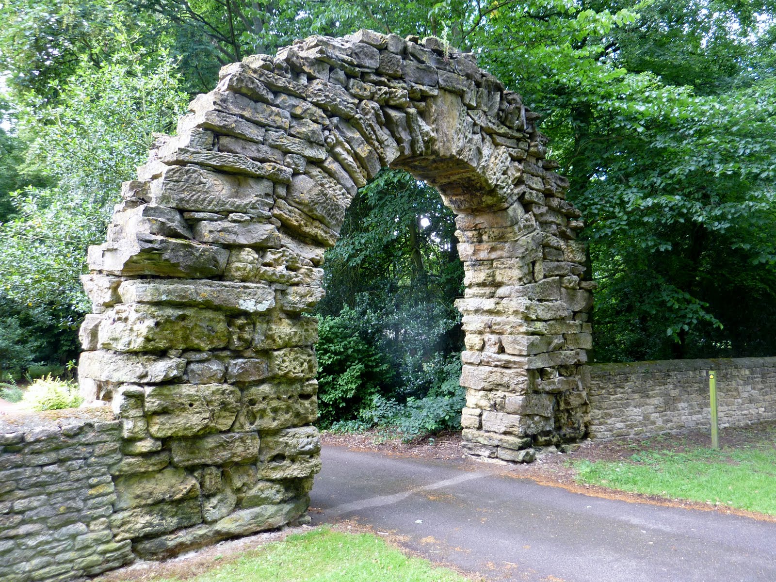 The Solitary Walker: More Stolen Moments On The Viking Way