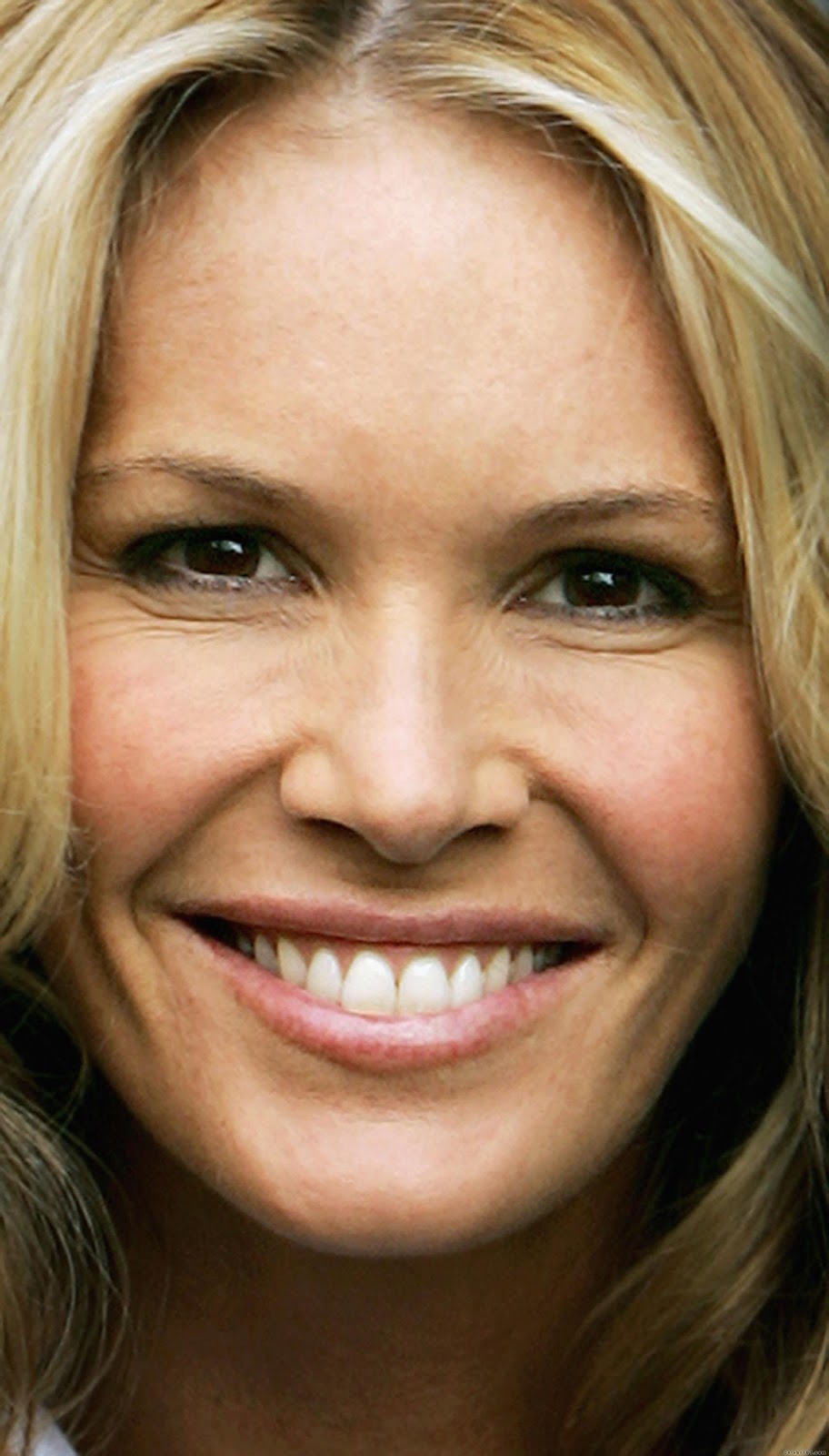 000wallpaper: Elle Macpherson