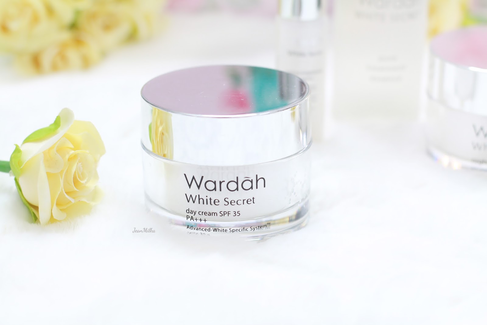 Wardah White Secret Series, Skincare untuk Kulit yang Becahaya | Review ...