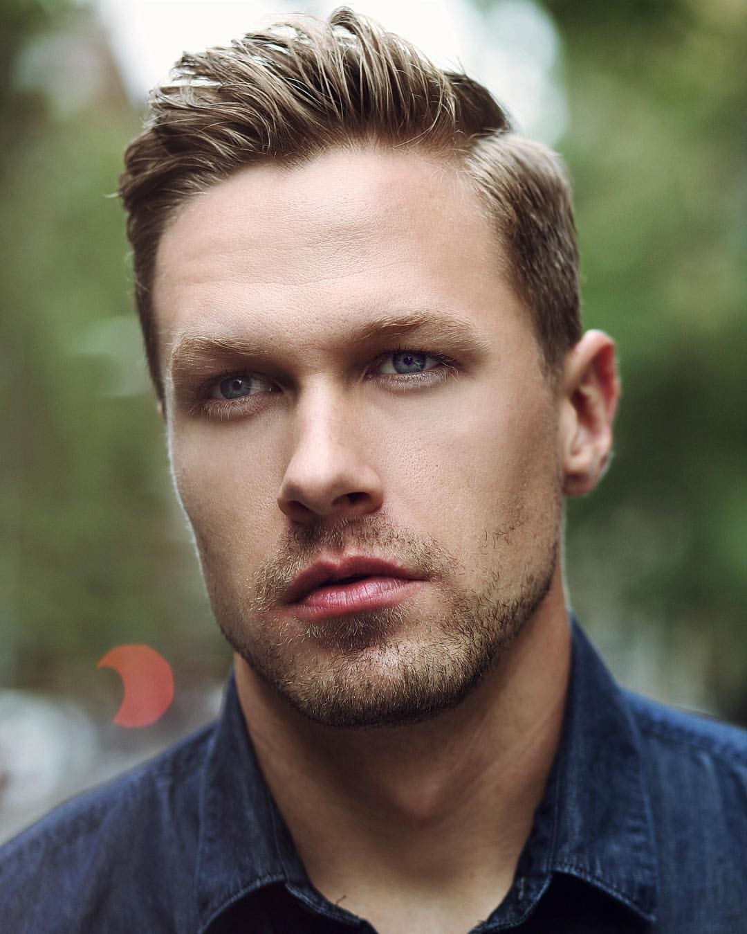 MANNEQUIN : Bill Barrett photographié par Diabe Sale. - AVANT GARDE