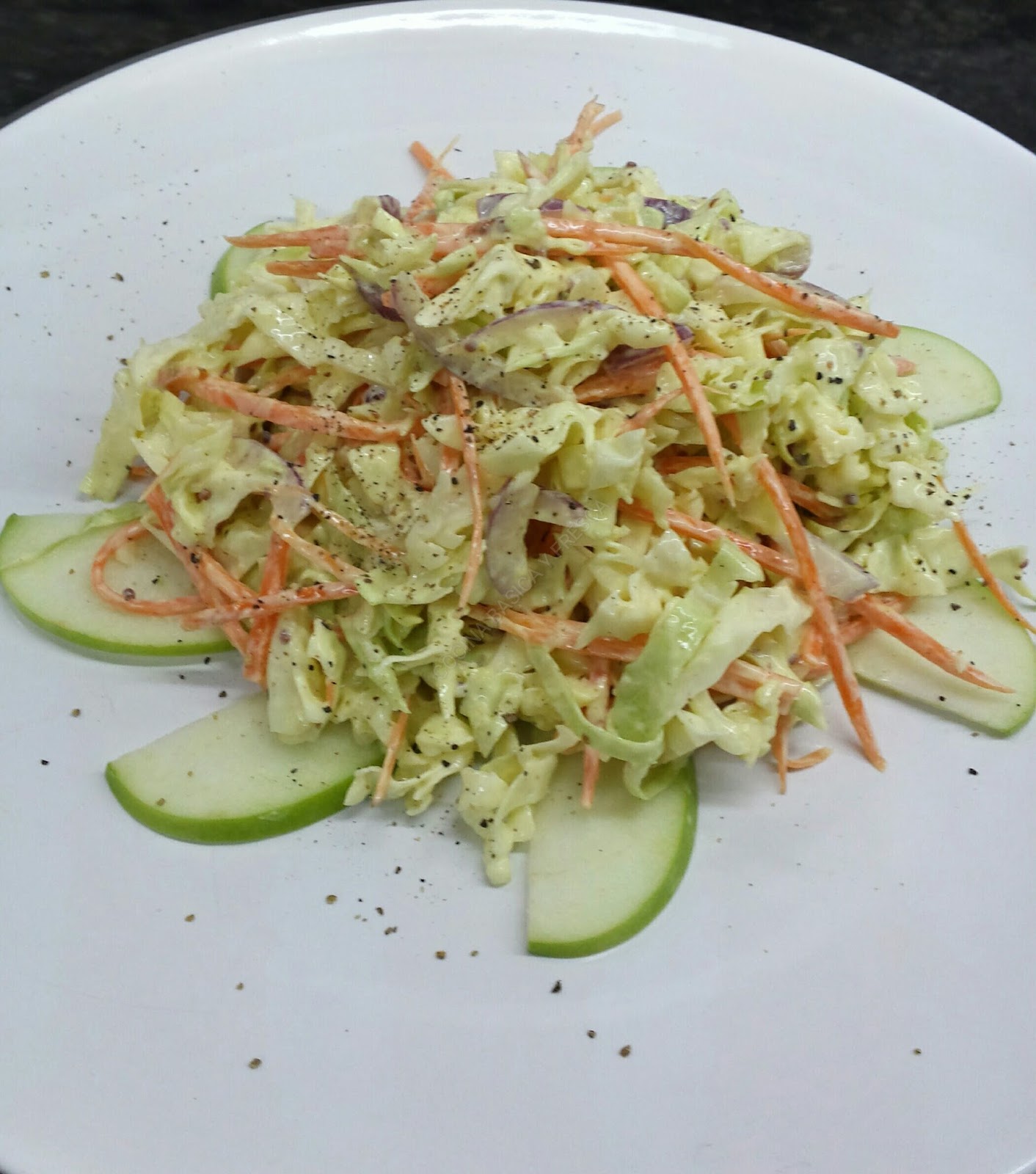 Cocina Basica y Fresca: ENSALADA DE REPOLLO CON SALSA DE YOGURT A LA ...