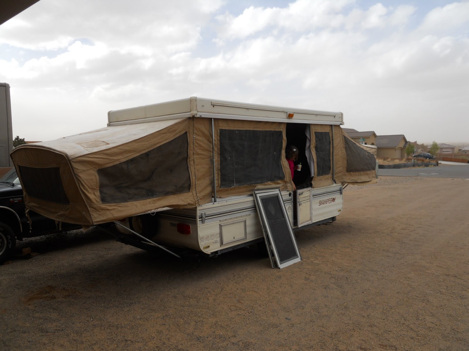 Affordable Holiday and Travel Tips for the Family: 1989 Skamper 240C ...