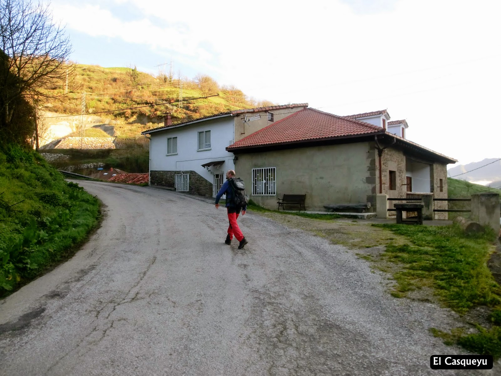 Pindio, pindio: Por los valles de Zurea (Valle del Teso-Valle de San Bras)