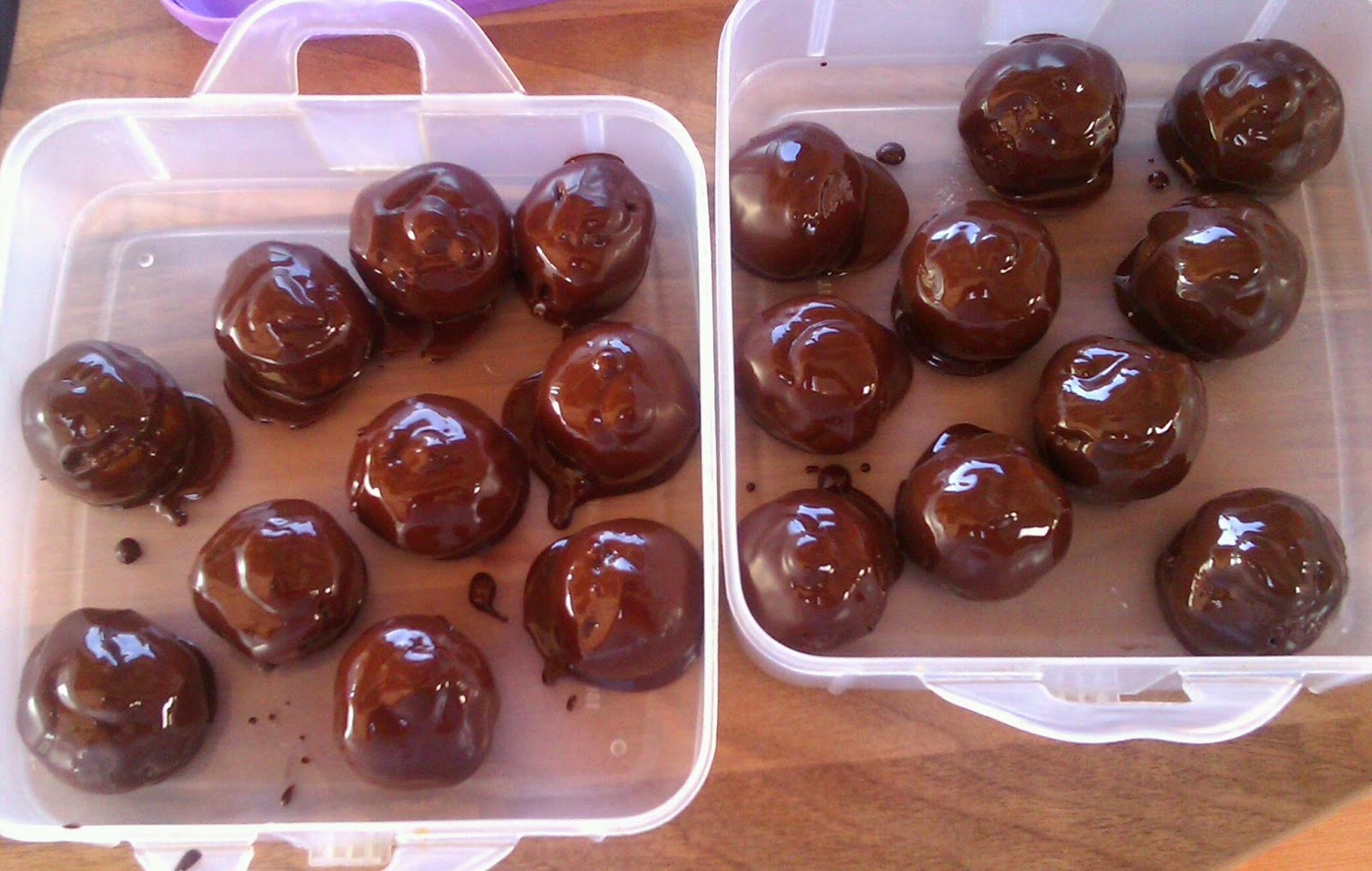 Stephanie Jane: Chocolate covered marzipan sweets recipe