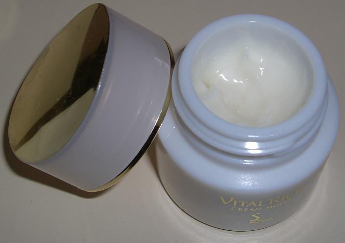 Blushed Wombat...: Sofina Vital Rich Cream Moist review