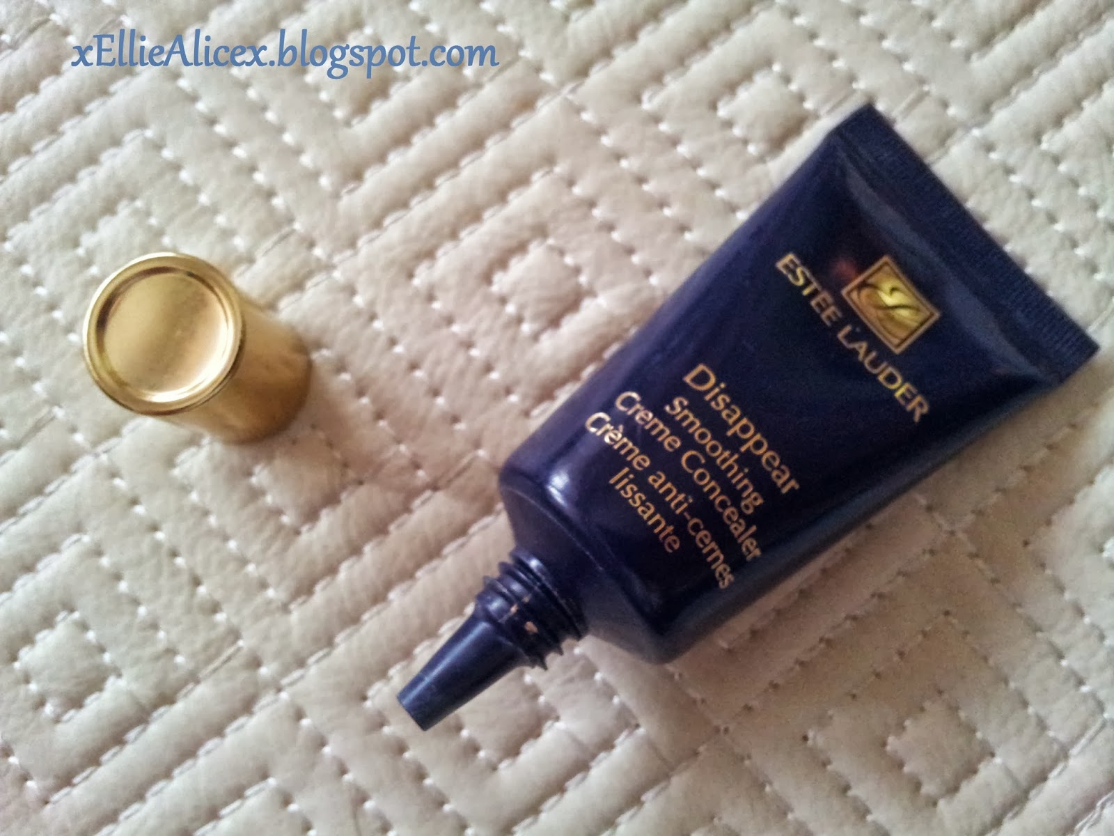 Ellie Alice: Estee Lauder Disappear - Smoothing Creme Concealer Review ...