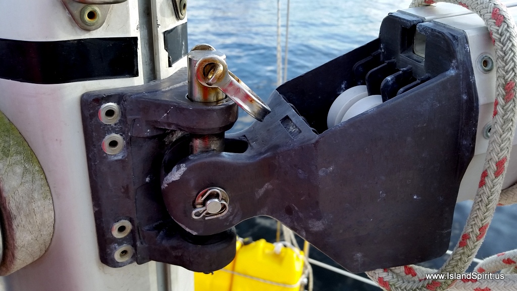 IP35 Boom Refit to Single Line Reefing - svIslandSpirit.com