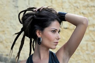 Então !?! diz Chris Oliveira: Dicas de penteados com dreads...liberdade!!!