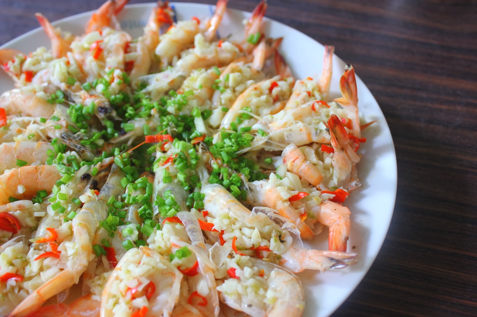 The Morning After: STEAMED PRAWNS WITH GARLIC AND LIME