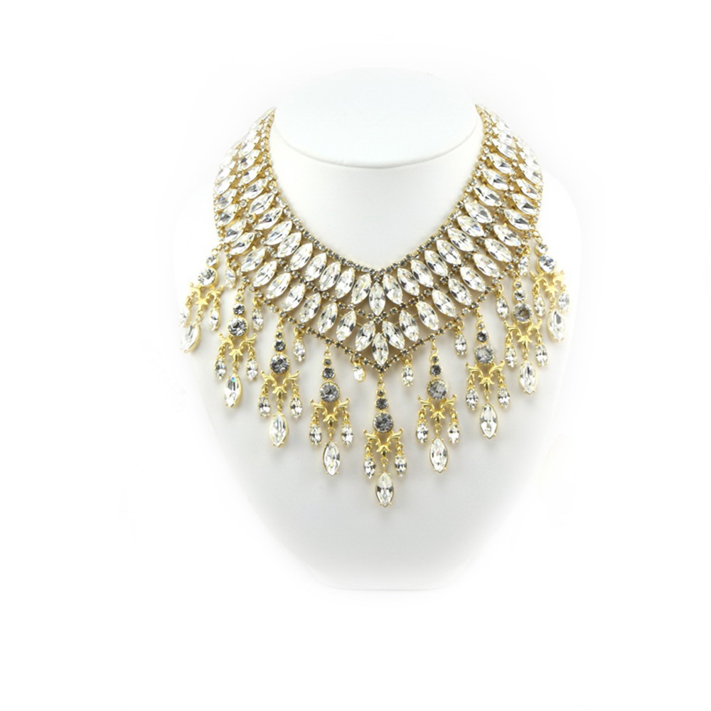 MODERN JEWELLERY: July 2011