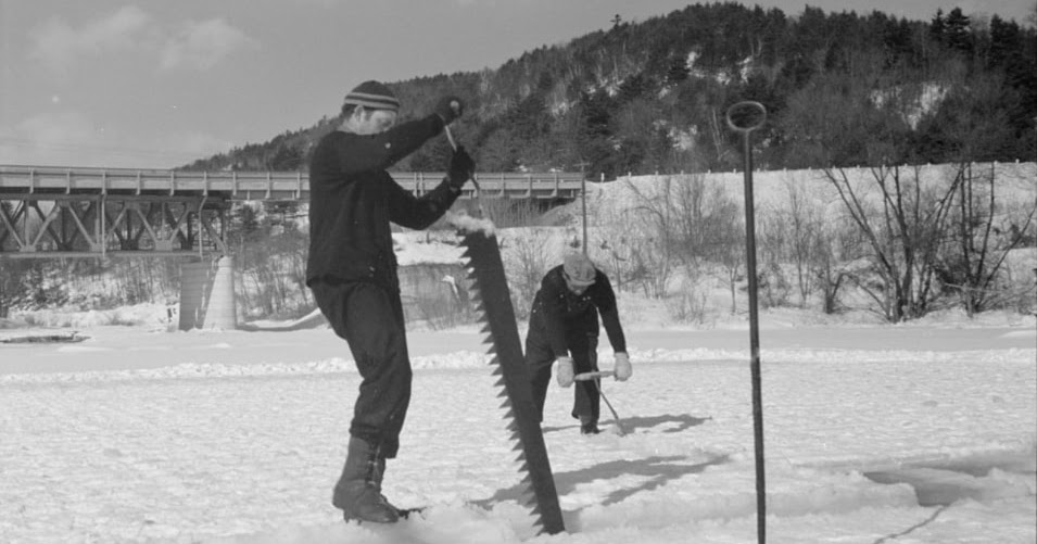 Vintage Photographs Capture the Ice Cutting Process on the Ottauquechee ...