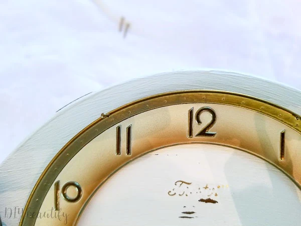 Vintage Mantle Clock Makeover - DIY Beautify - Creating Beauty at Home