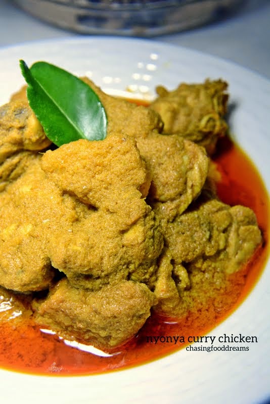 CHASING FOOD DREAMS: Eat withlocals.com: Dining Nyonya with Eric!
