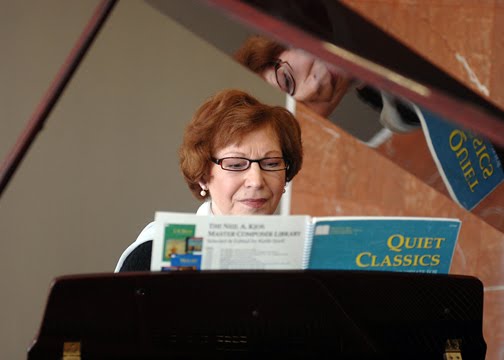 Randy Jarosz • Photojournalist: Lois Nicoletti Plays the Piano at UPMC ...