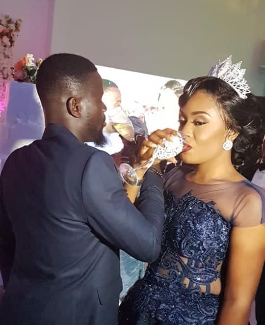 [ PEOPLE ] L'EX-FOOTBALLEUR IVOIRIEN EMMANUEL ÉBOUÉ SE MARIE AVEC SON ...