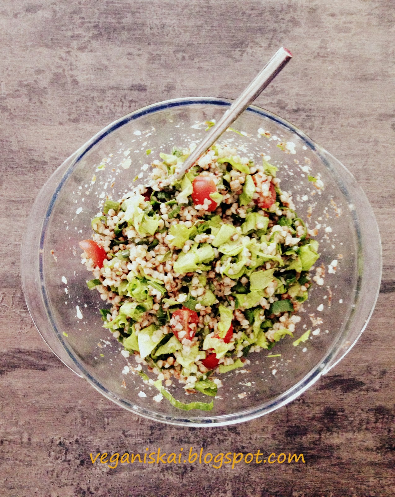 Voverukas goes vegan: Grikių salotos