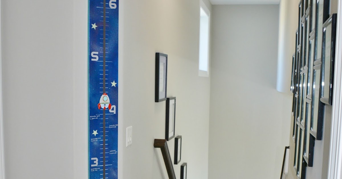 de Jong Dream House: Space-Themed Growth Chart Ruler