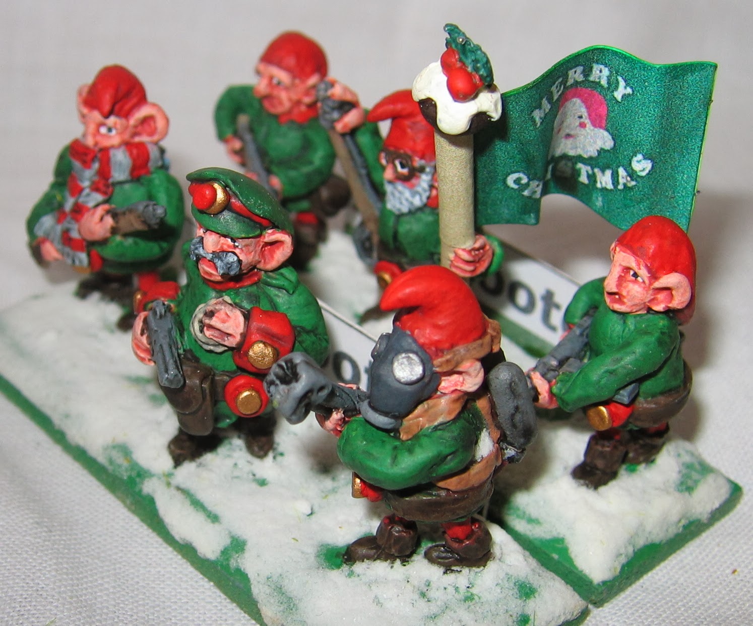 Colgar6 and the Infinite Legion of Toy Soldiers: HOTT: Santa's Army
