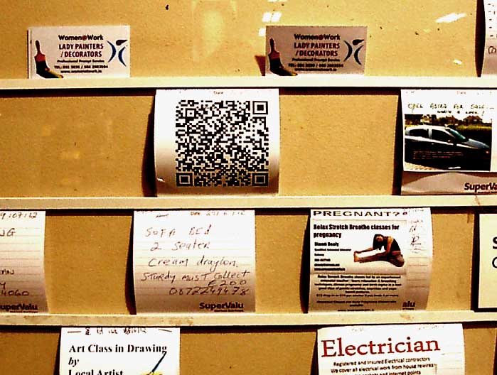 photopol: QR Community Noticeboard