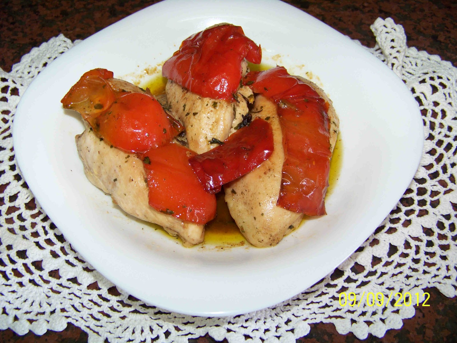 Culinaria y otras cosas: Pollo con pimientos rojos